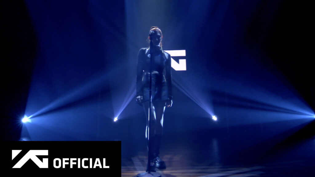 YG LIFE – ONE “准备专辑时的心累，看到大海后得到治愈” [海报]